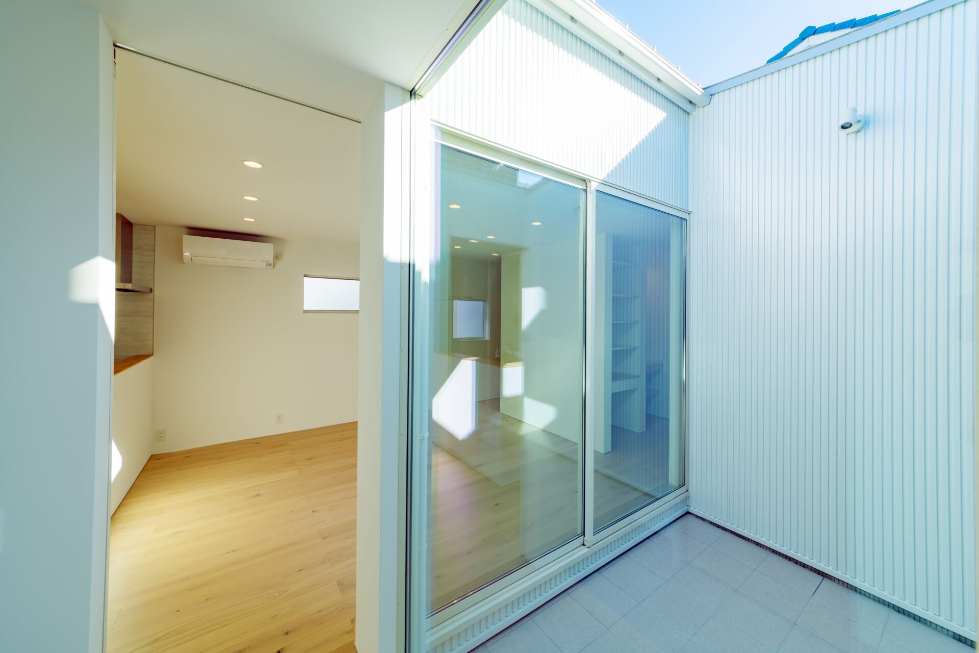 DSC_3646 縺ｮ繧ｳ繝偵z繝ｼ | SIMPLE NOTE シンプルノート 小松スタジオ